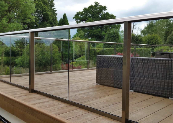 ALUMINIUM RAILING - Max Aluminium